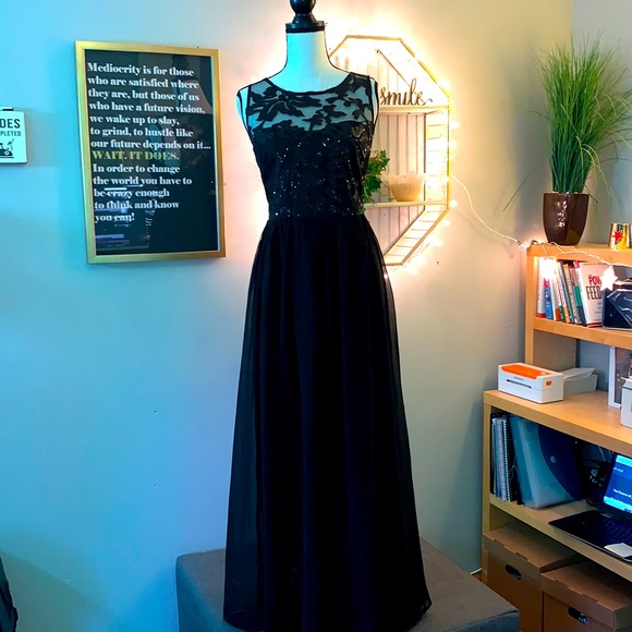 Spense | Dresses | Spense Sequin Chiffon Maxi Dress Size 8 | Poshmark